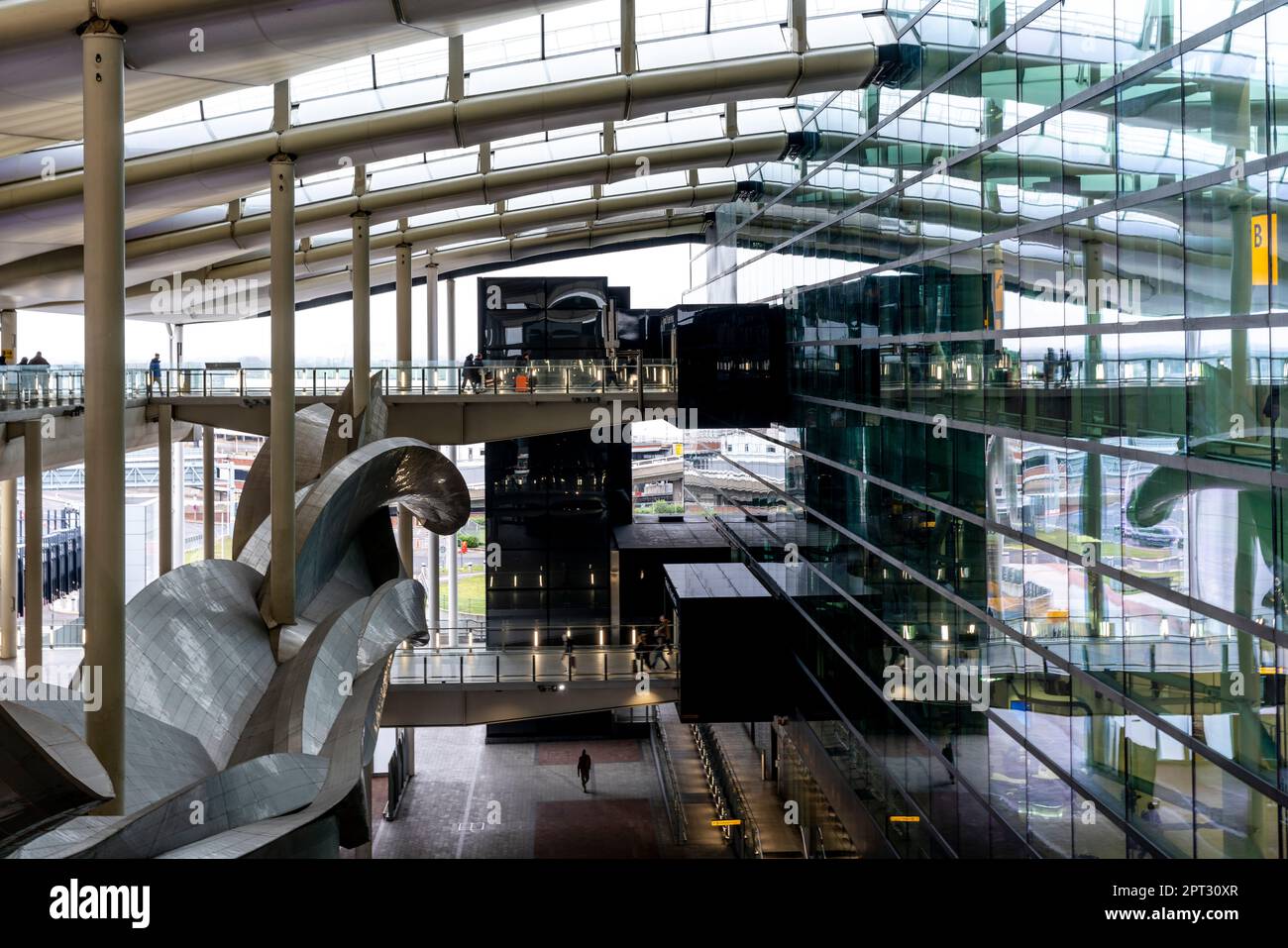 Terminal 2 (The Queen's Terminal) Heathrow Airport, London, UK Stock ...
