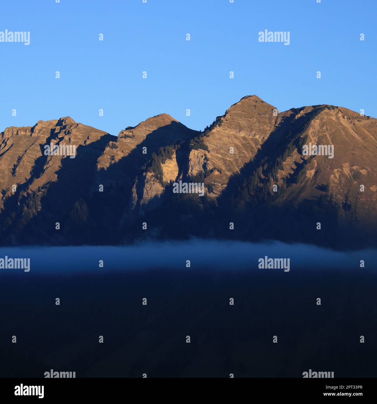 Fog belt hi-res stock photography and images - Alamy