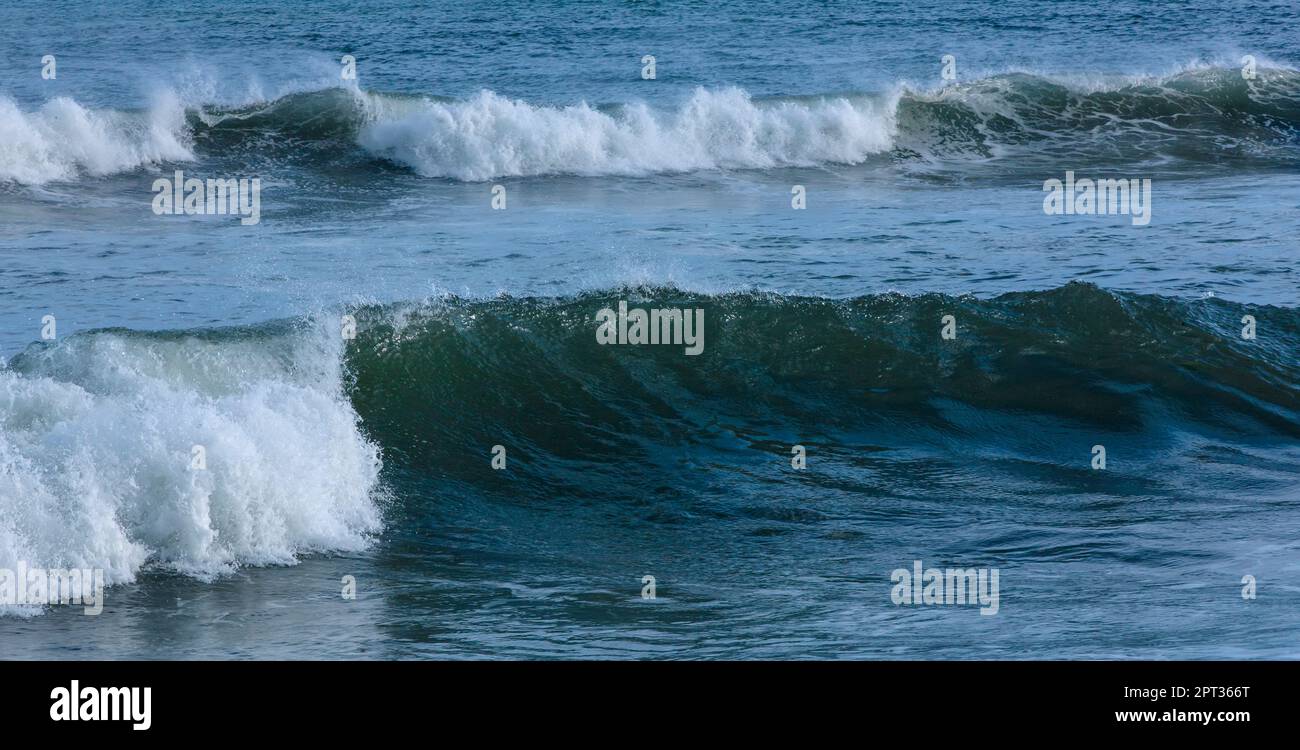 The Big beautiful waves in the Pacific ocean on Kamchatka peninsula ...