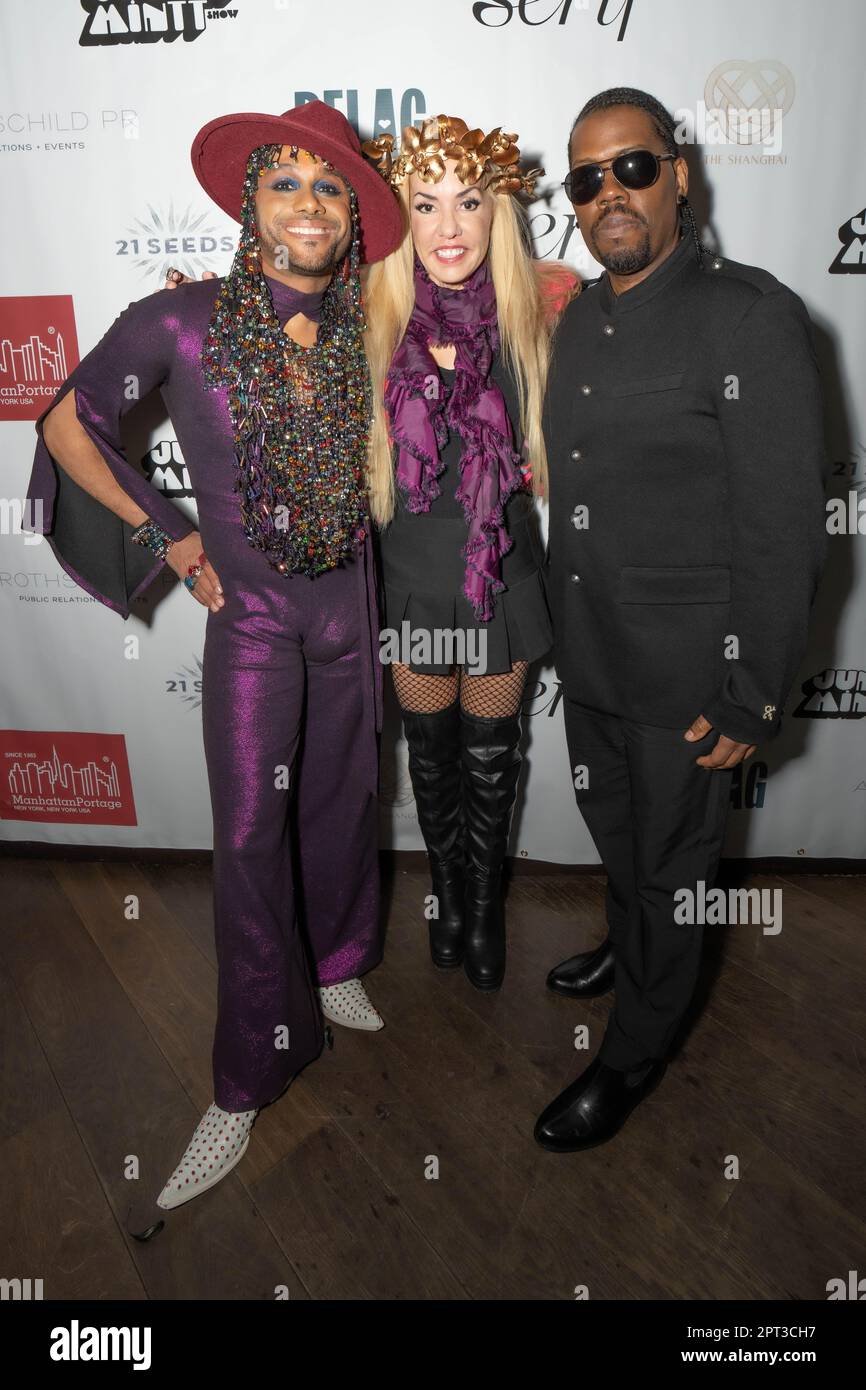 Aaron Paul, Luciana Pampalone and Eric "Mr Major" Shervington attend ...