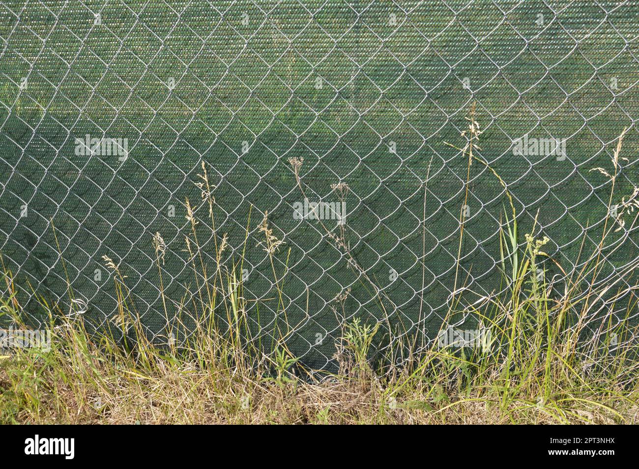 Shading a fence hi-res stock photography and images - Alamy