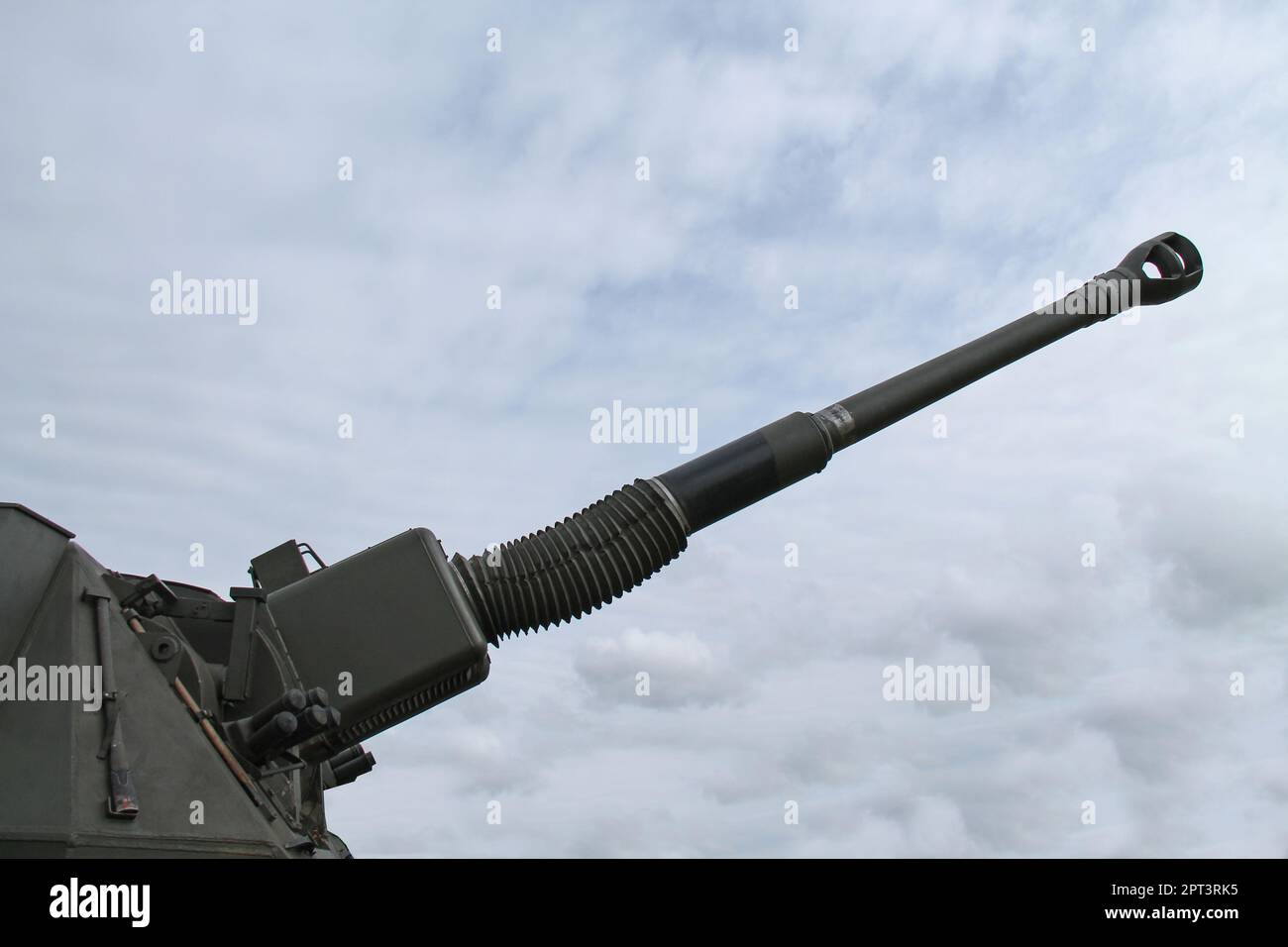 The Heavy Turret of a Military Army Tank Vehicle Stock Photo - Alamy