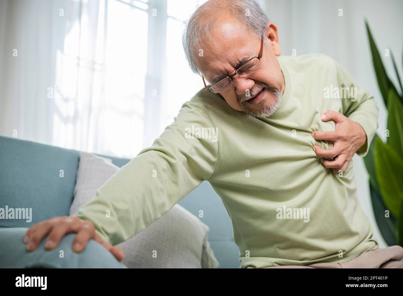 Asian older man have congenital disease suffering from heartache alone ...