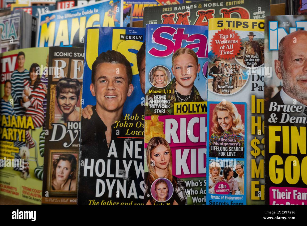 Barnes & Noble Booksellers on Fifth Avenue in New York City has a large ...