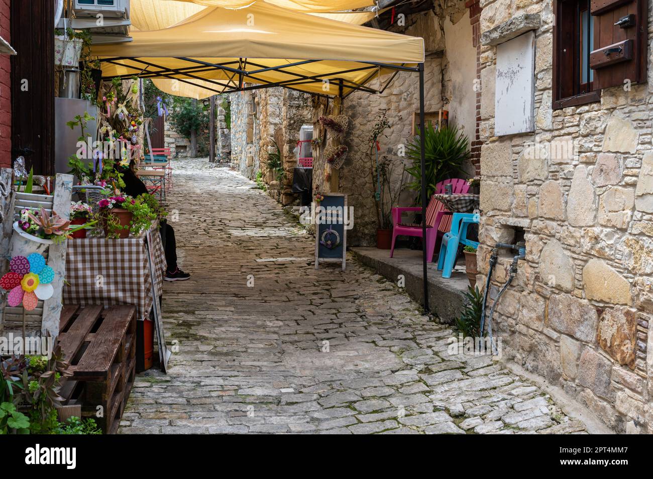 Traditional village life cyprus hi-res stock photography and images - Alamy