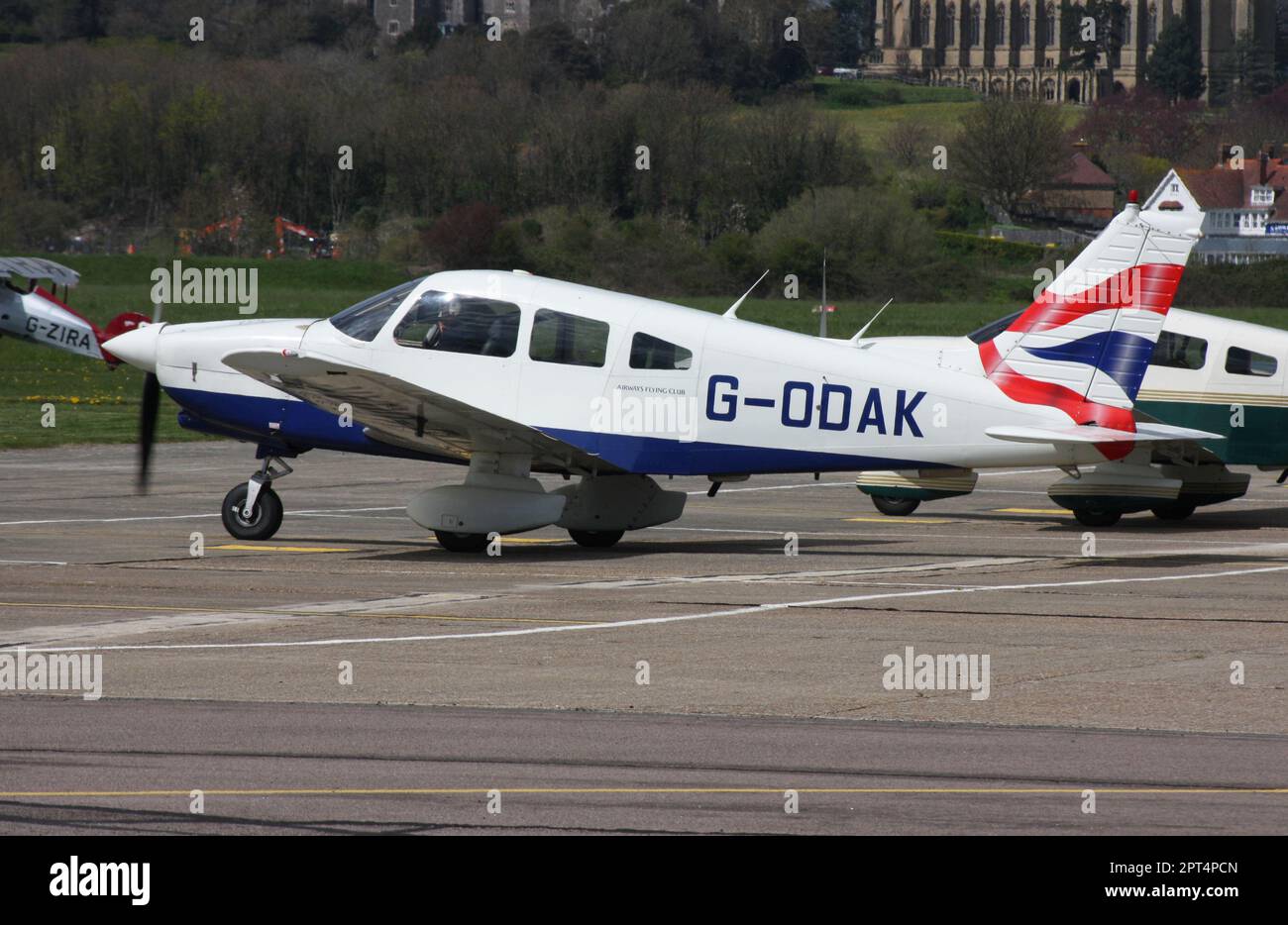 A Piper PA-28-236 Dakota of Airways Flying Club in a BA colour scheme ...