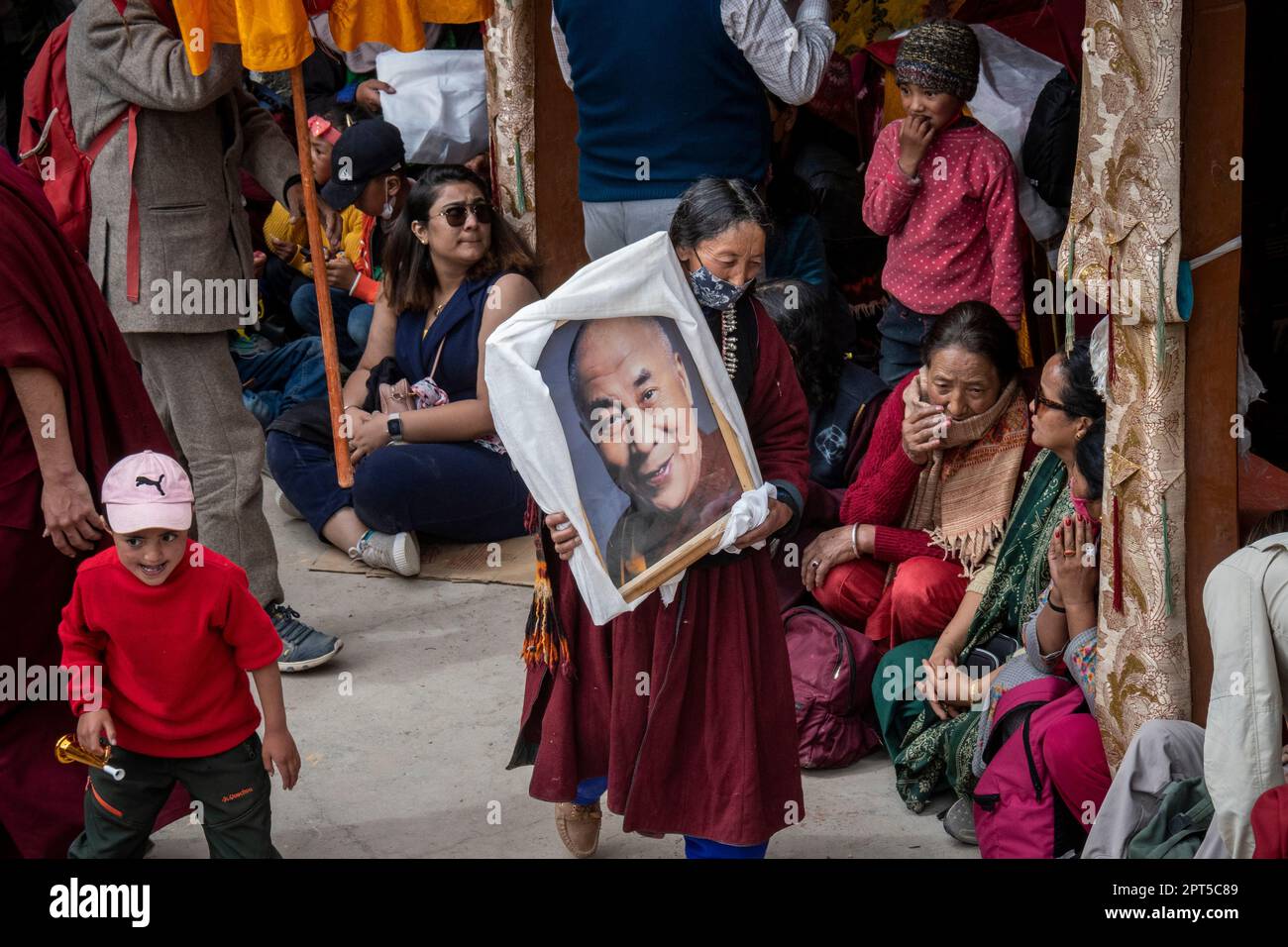 Parading a picture of the Dalai Lama at the Stongdey Monastery Festival ...