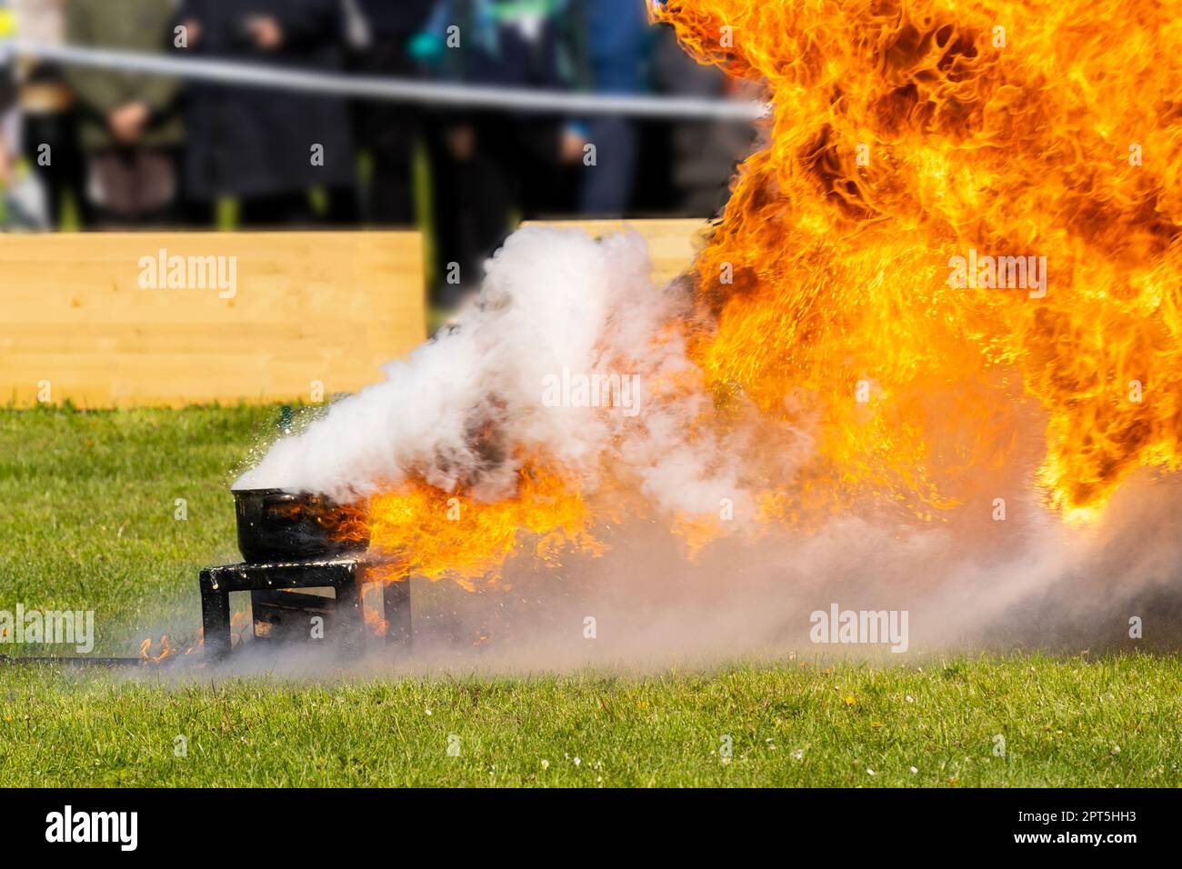 Demonstration of a kitchen fire on a firefighting day Stock Photo - Alamy