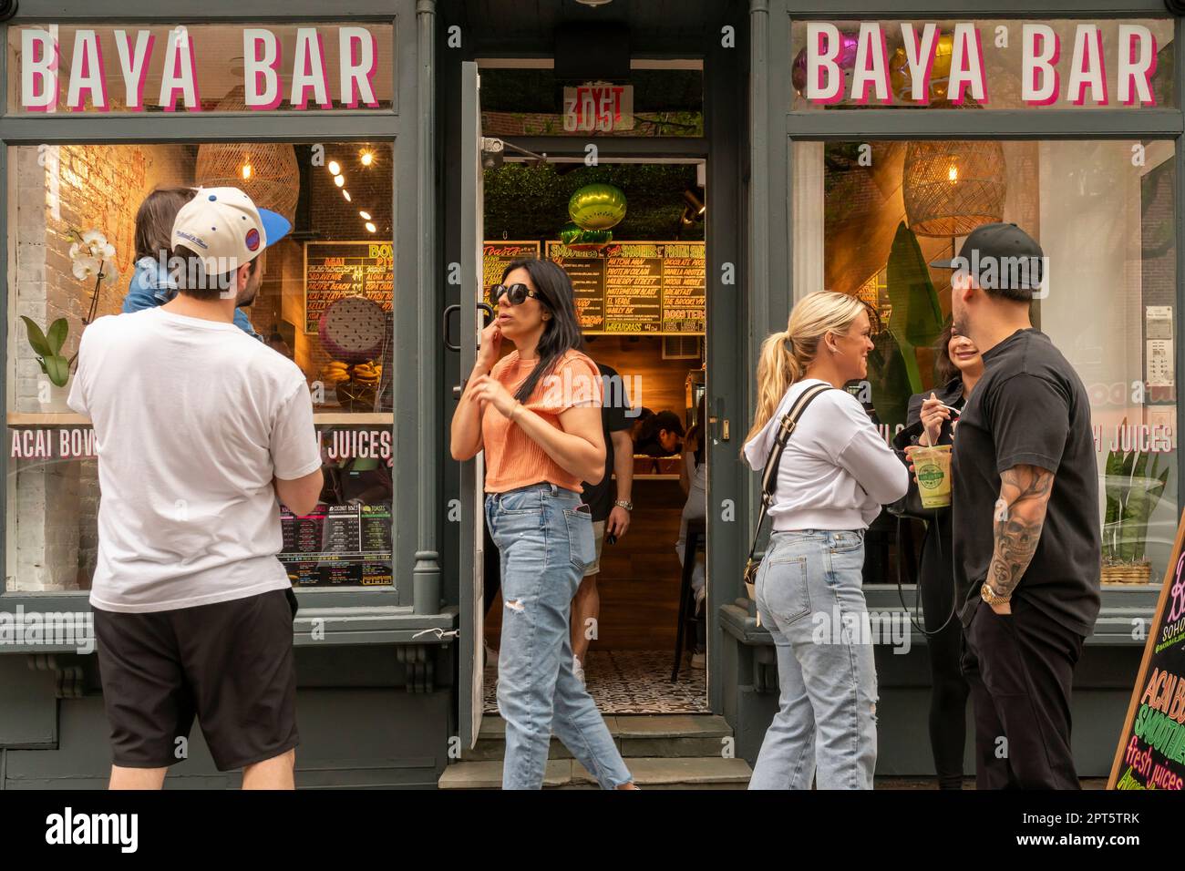 Acai bar hi-res stock photography and images - Alamy