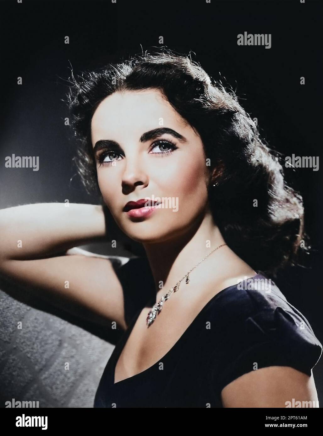 Elizabeth Taylor portrait - publicity photo - 1940s - colorized Stock ...