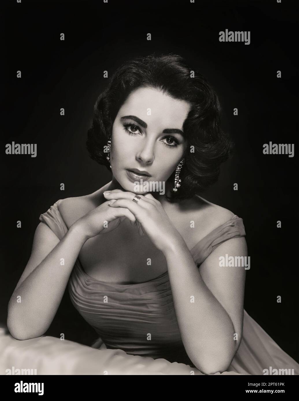 Elizabeth Taylor - publicity photo - portrait Stock Photo - Alamy