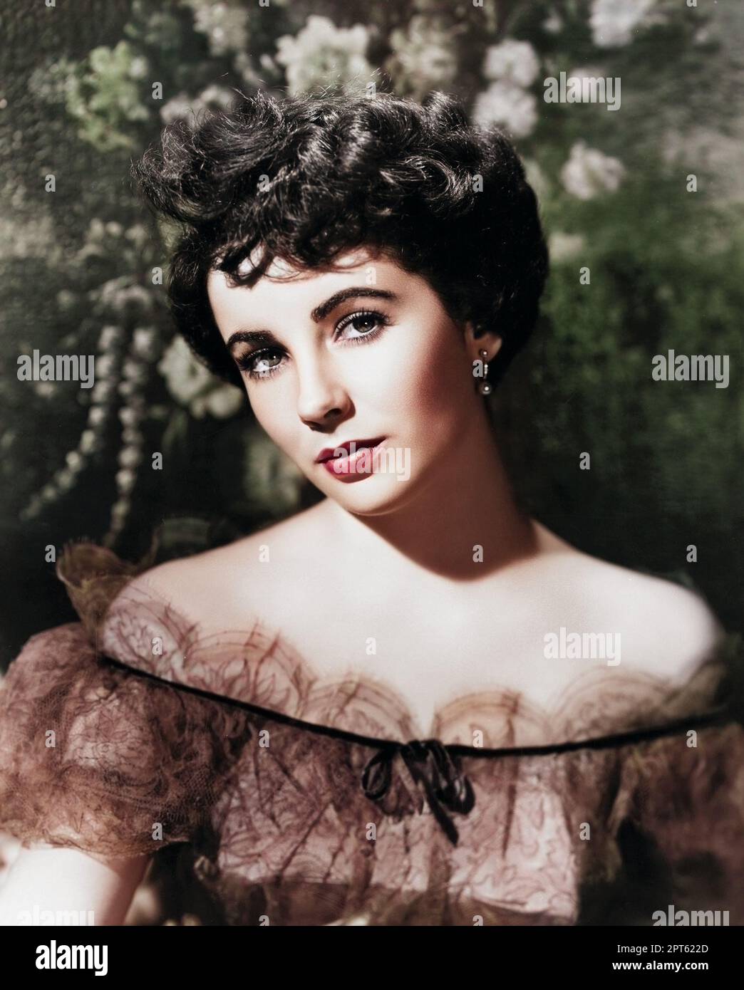Actress Elizabeth Taylor (Paramount, 1950). Keybook Photo Colorized ...
