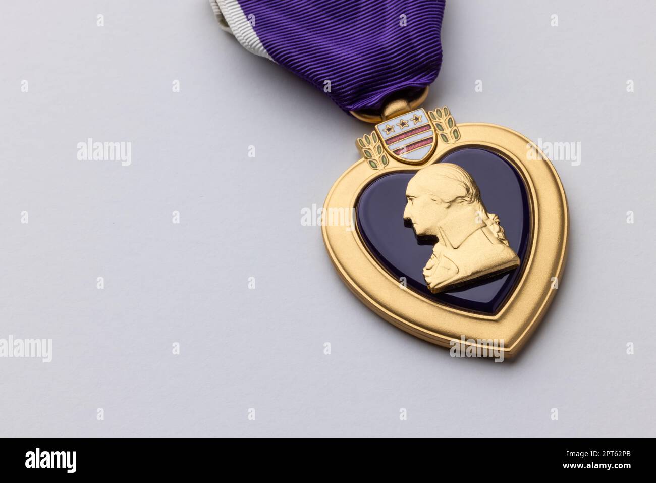 Heart medal hi-res stock photography and images - Alamy