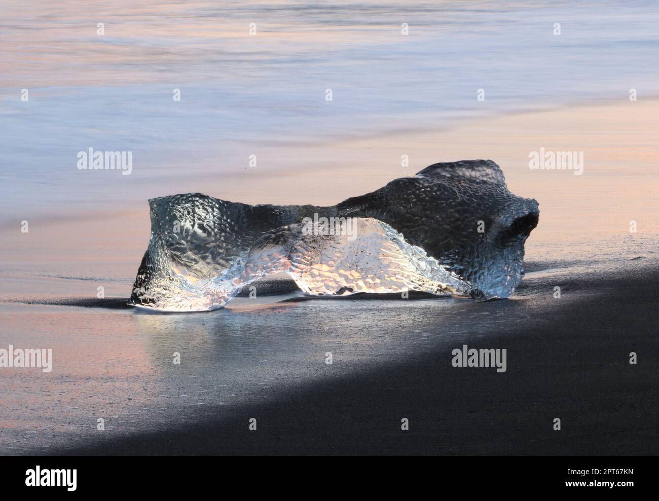 Broken iceberg pieces on the Diamond Beach in Iceland Stock Photo - Alamy