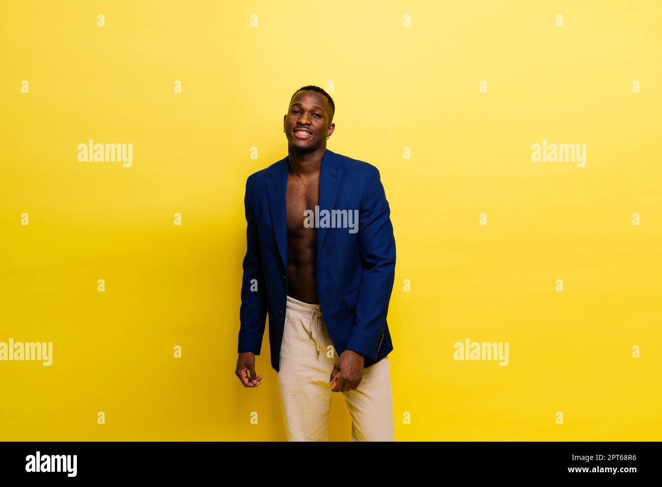 African American millennial businessman isolated on a studio background ...