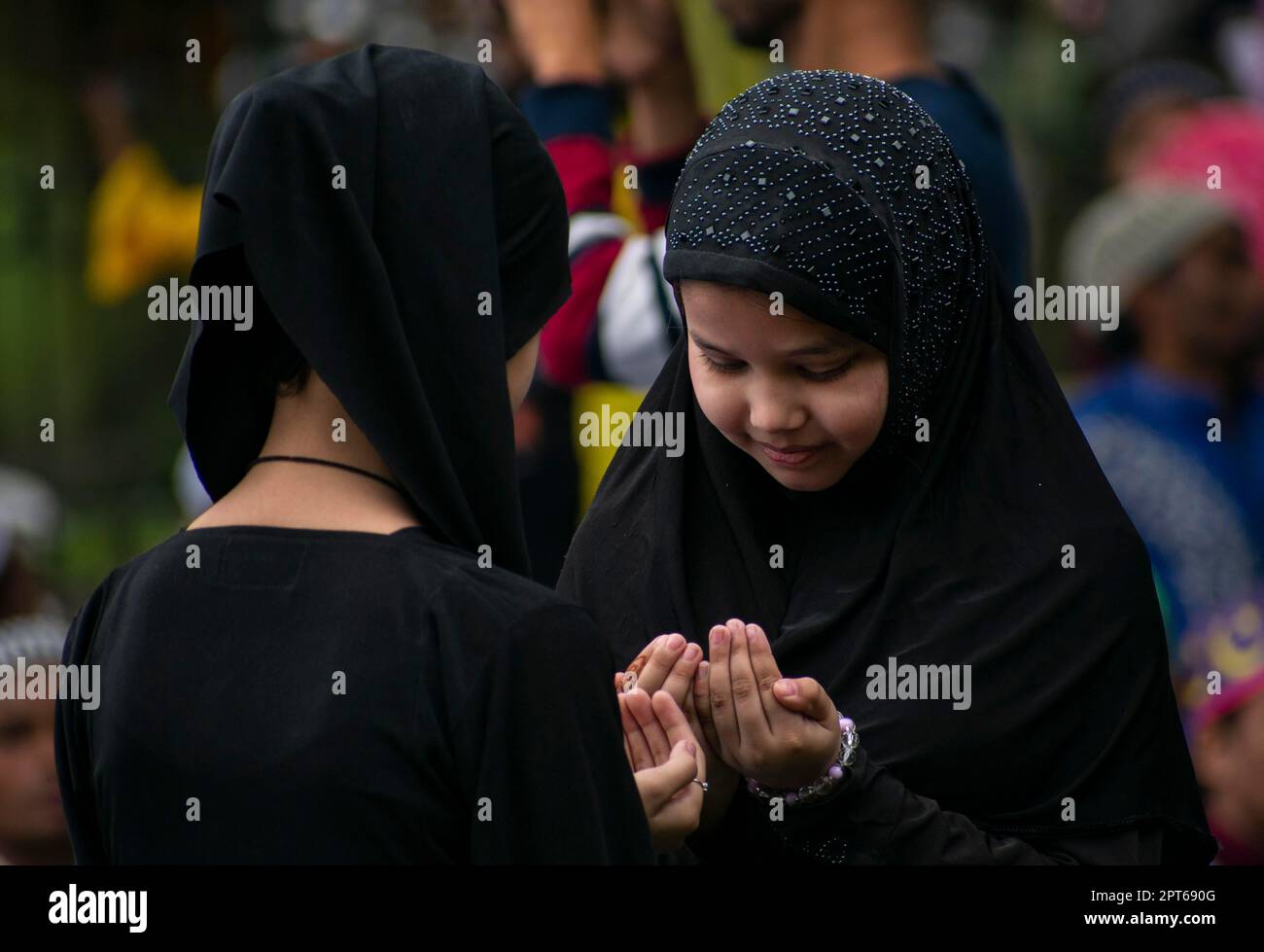 India eid al fitr prayers hi-res stock photography and images - Alamy