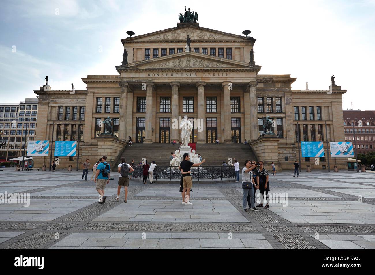 Concert hall Berlin and Schillerbrunnen at Gendarmenmarkt, Berlin ...
