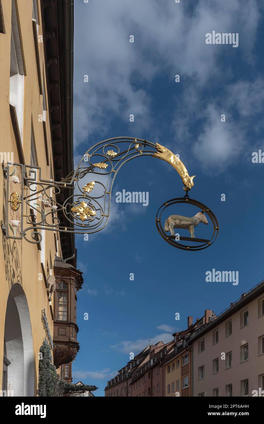 Historical nose sign from the former Gasthof Lamm, Lammsgasse 14 ...