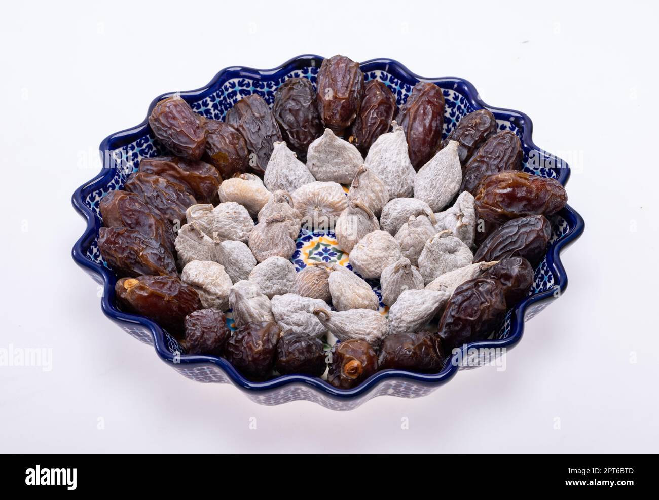 dried figs sprinkled with rice flour and medjoul jumbo dates Stock ...
