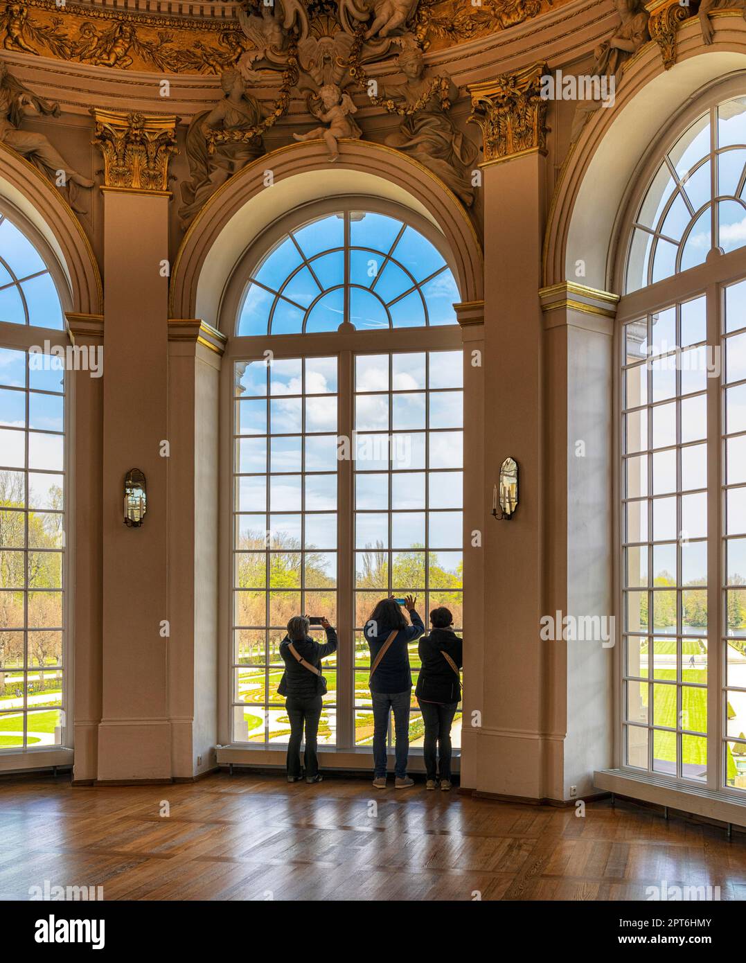 Upper round hall hi-res stock photography and images - Alamy