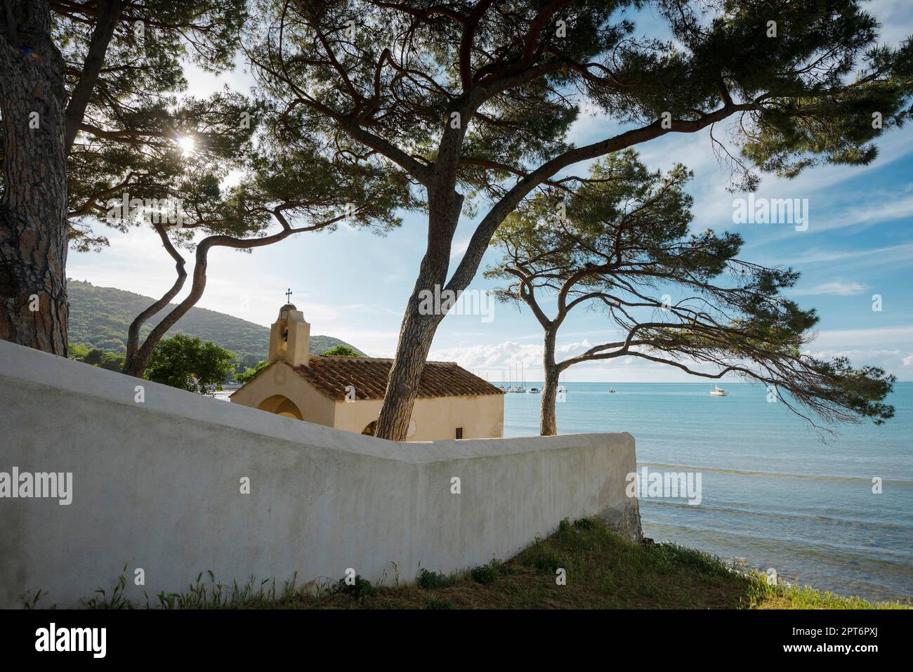 Spiaggia di baratti hi-res stock photography and images - Alamy