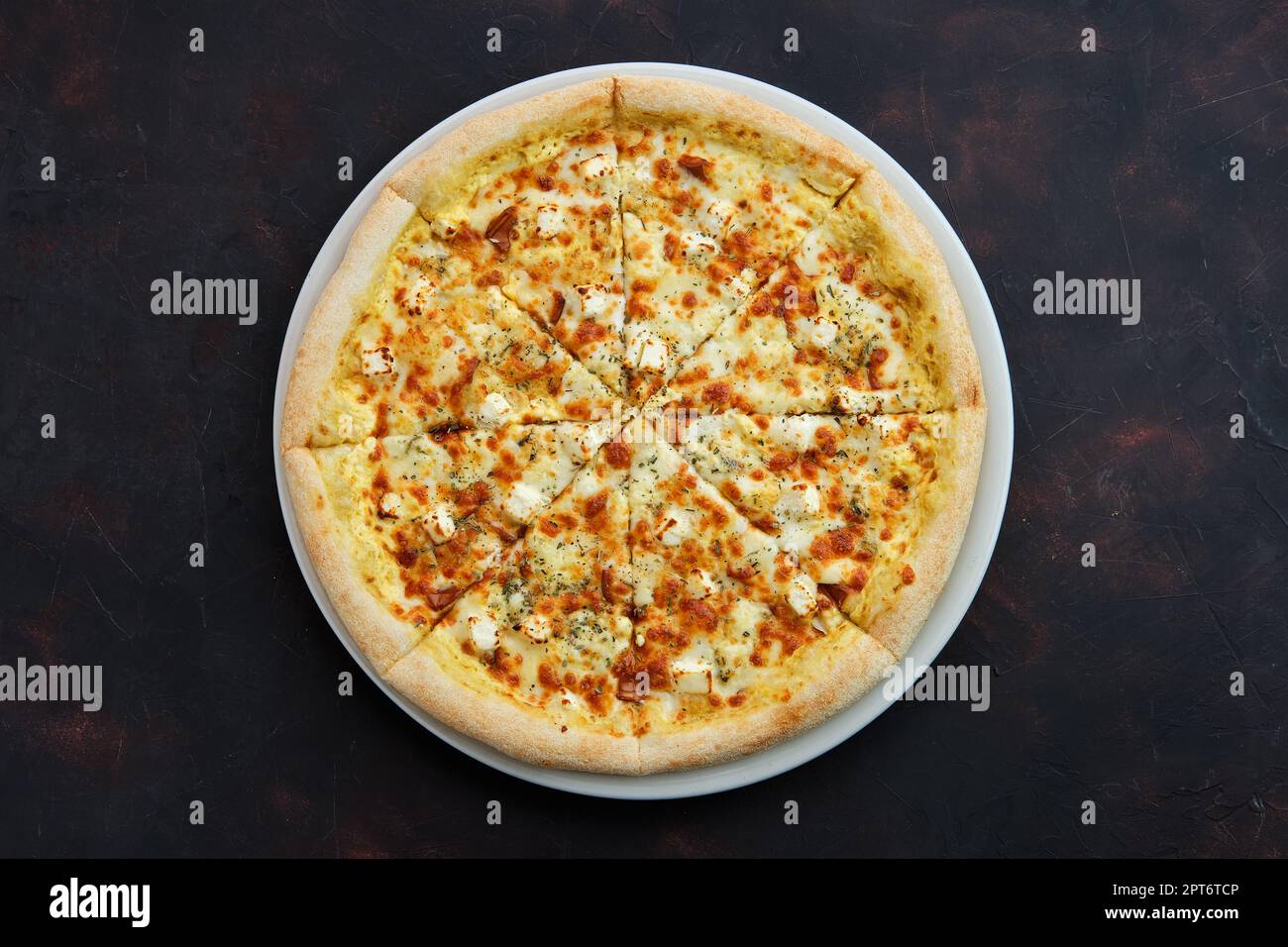 Five cheese pizza hi-res stock photography and images - Alamy