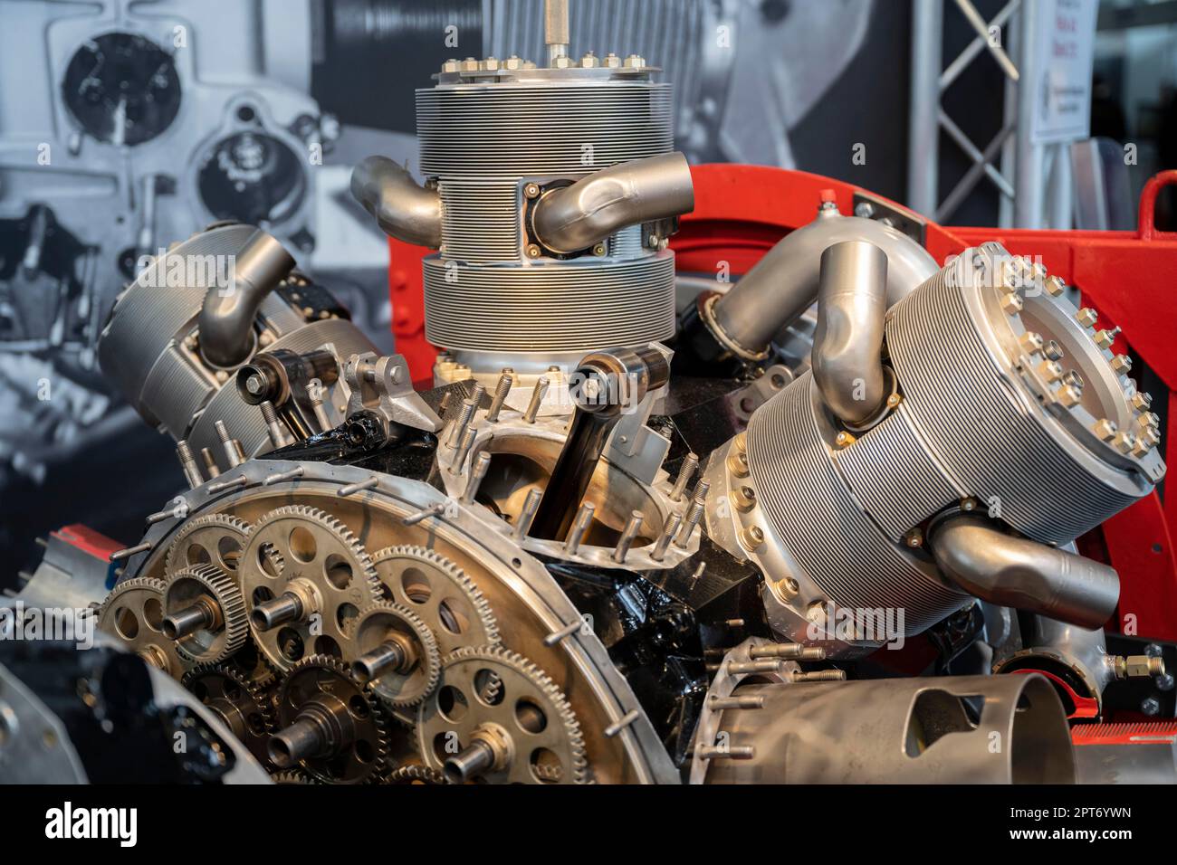 Radial engine hi-res stock photography and images - Alamy
