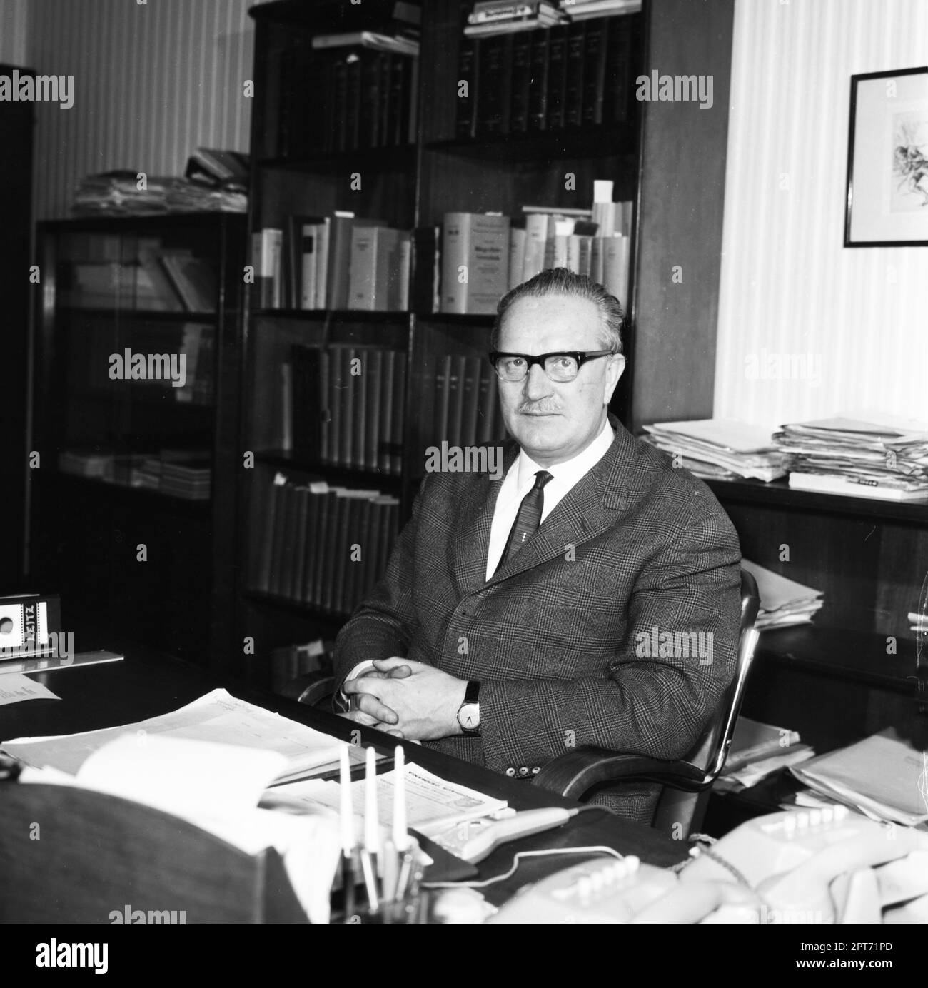 Personalities from politics, economy and culture from the years 1965-71 ...