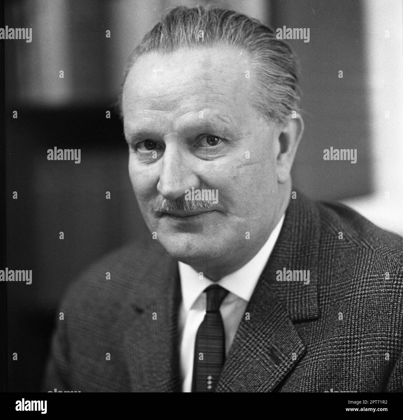 Personalities from politics, economy and culture from the years 1965-71 ...