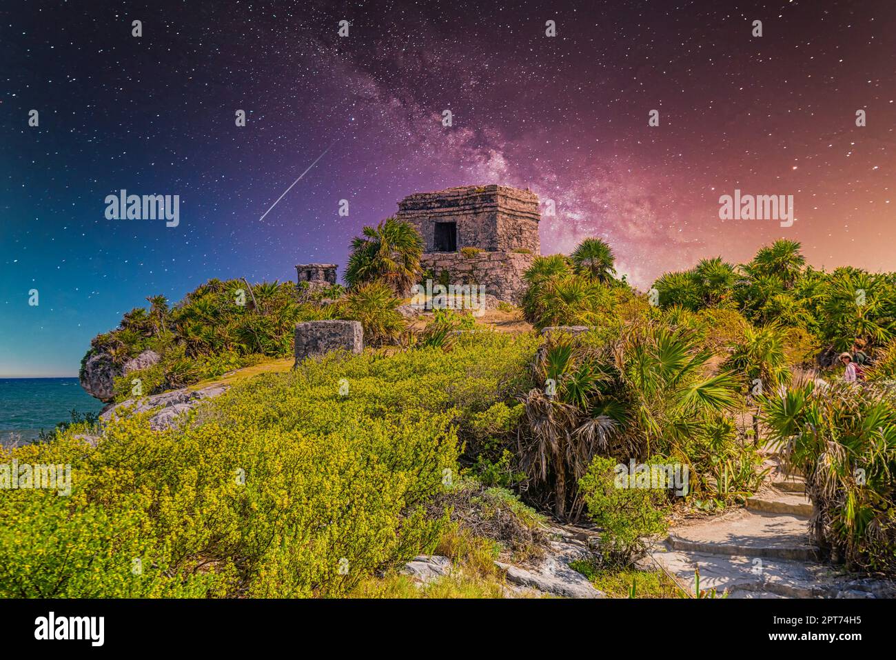 Structure 45, offertories on the hill near the beach, Mayan Ruins in ...