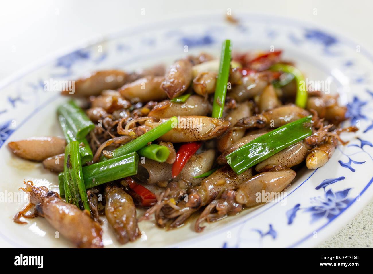 Penghu seafood fried little squid Stock Photo - Alamy