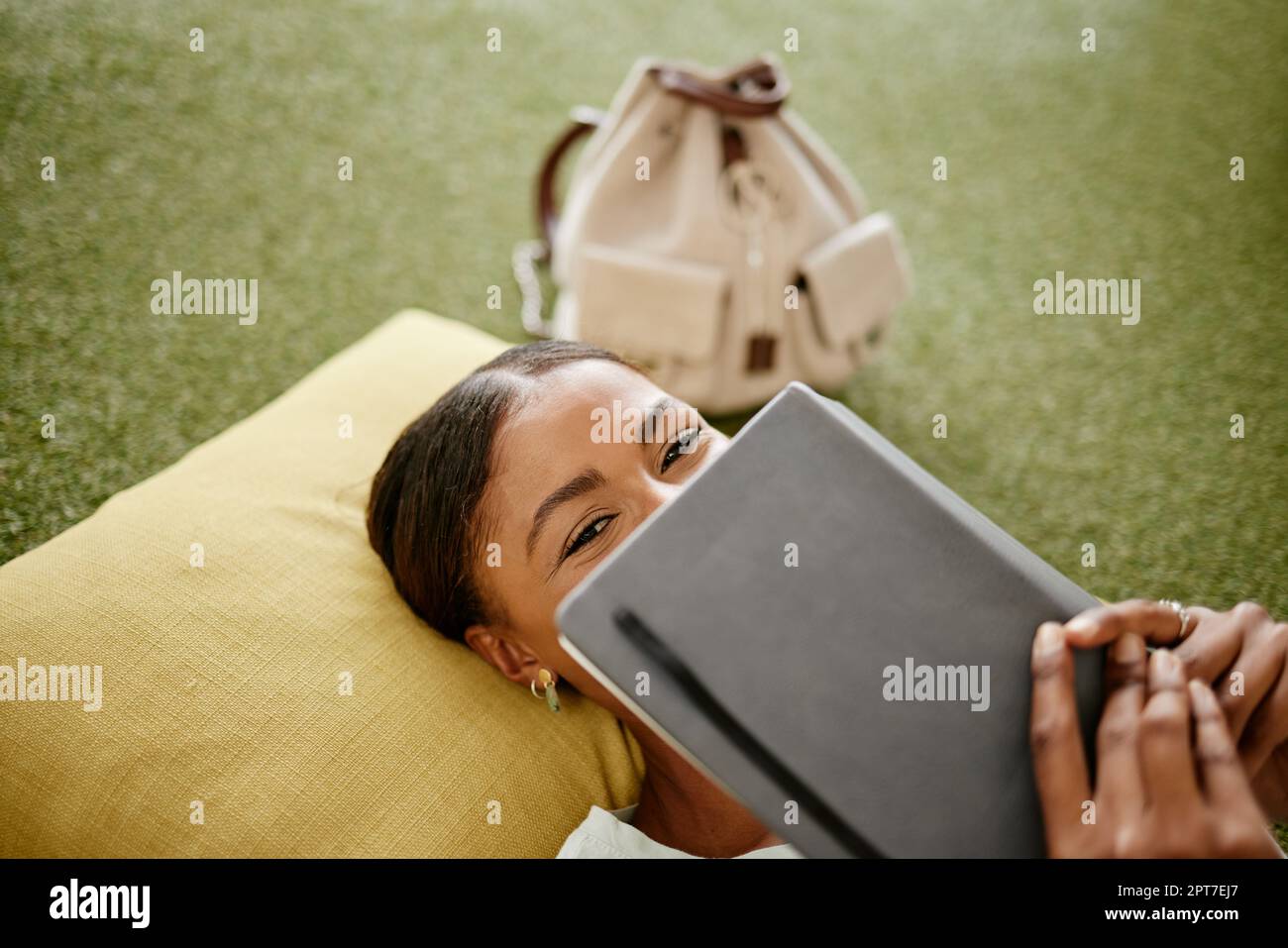 Hiding campus hi-res stock photography and images - Alamy