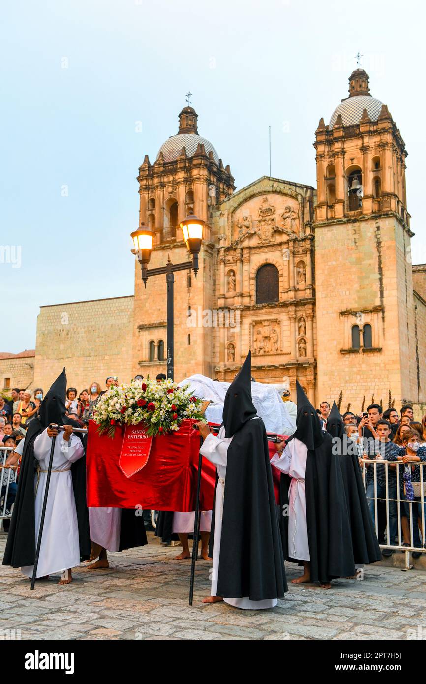 Easter mexico religious parade hi-res stock photography and images - Alamy
