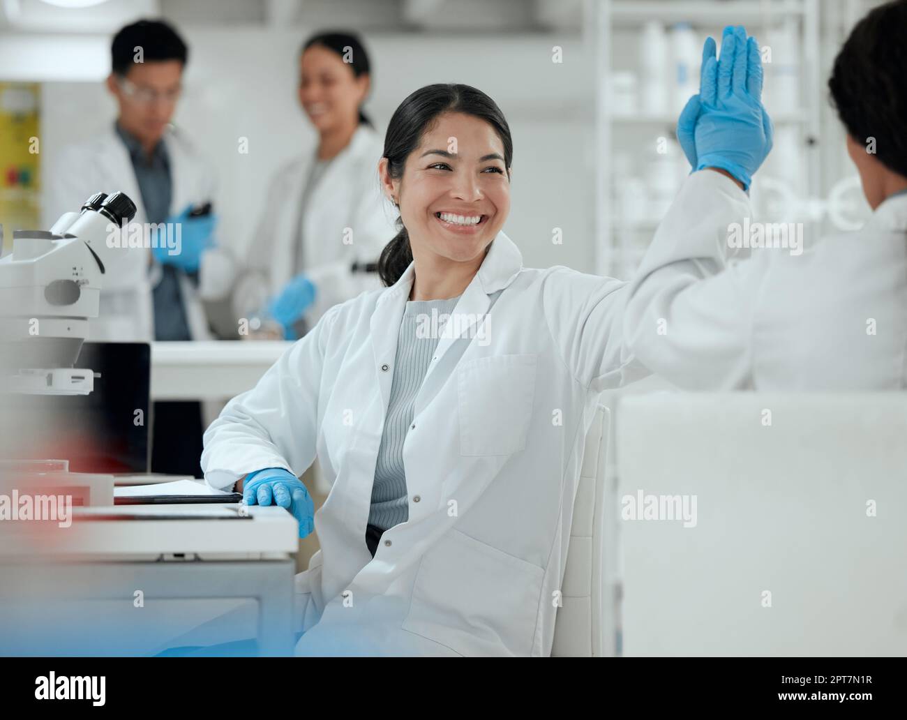 Excited scientists hi-res stock photography and images - Alamy