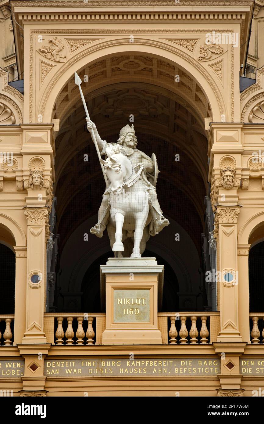 Monumental equestrian statue of Prince Niklot by Christian Genschow ...