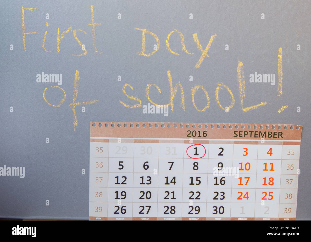 Calendar school dates hi-res stock photography and images - Alamy