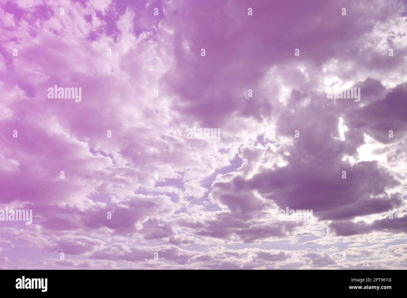 Cloudy sky blocking sun hi-res stock photography and images - Alamy