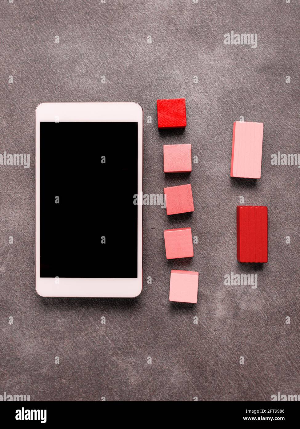 Mobile Phone Screen With Important Message On Desk Stock Photo - Alamy