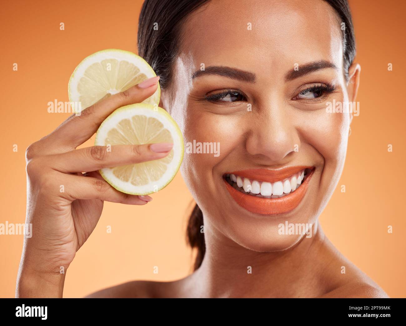 Beauty makeup woman hi-res stock photography and images - Alamy