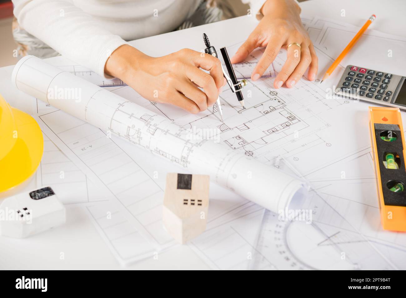 Plan layout calculator divider hi-res stock photography and images - Alamy