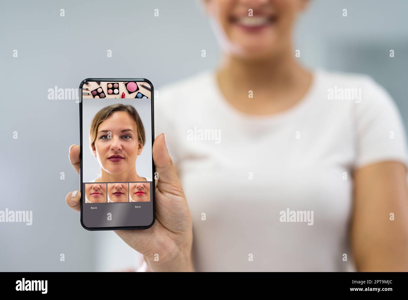 Beauty app augmented reality hi-res stock photography and images - Alamy