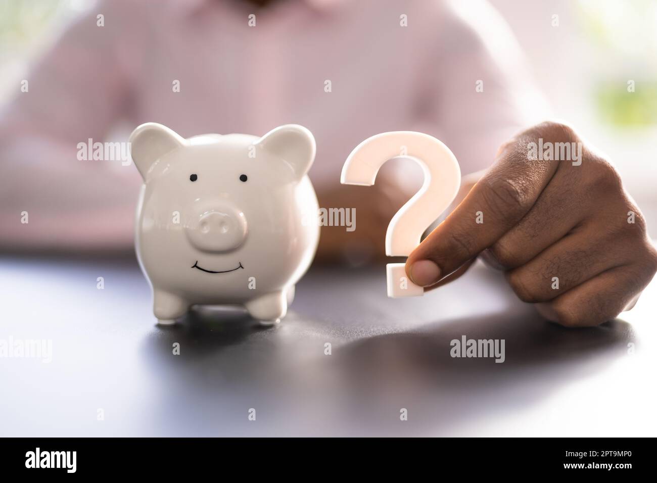 Question mark money hi-res stock photography and images - Alamy
