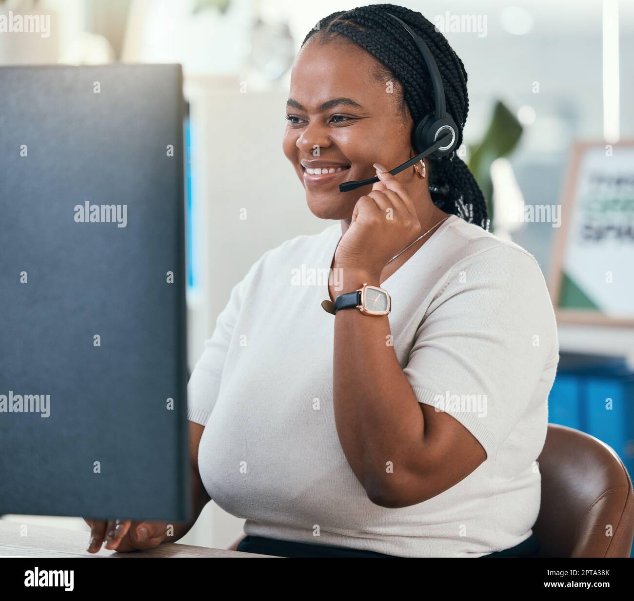 Black woman, computer sales and call center support, customer service ...