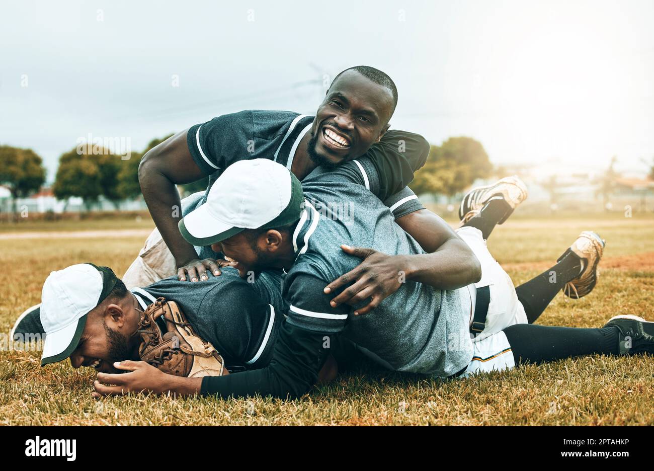 Baseball team celebrating hi-res stock photography and images - Alamy