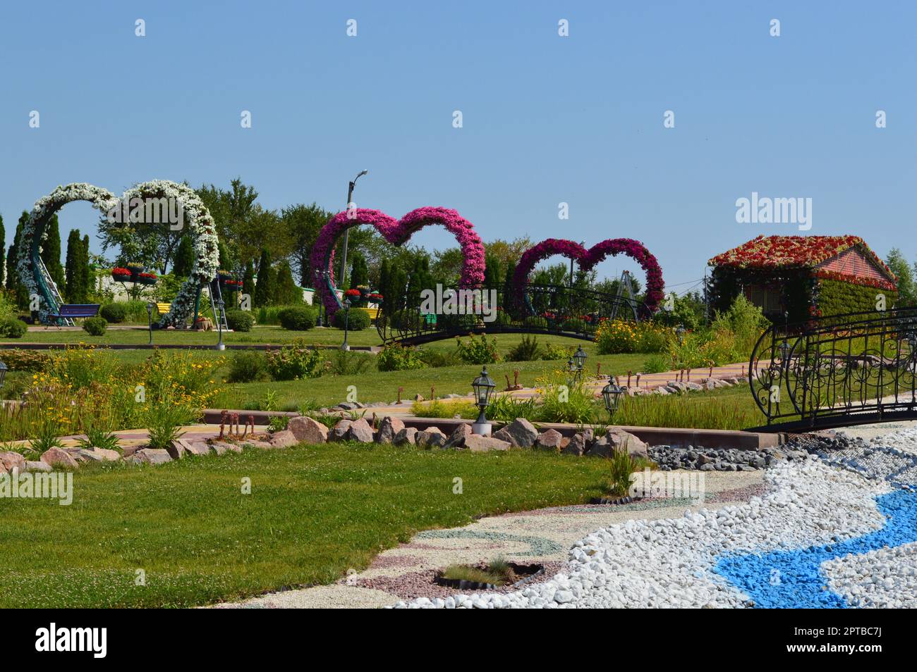 Landscape design of flower arrangements Stock Photo - Alamy