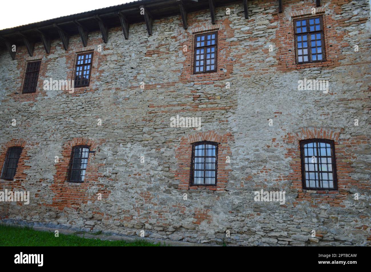 Architecture of an ancient castle Stock Photo - Alamy