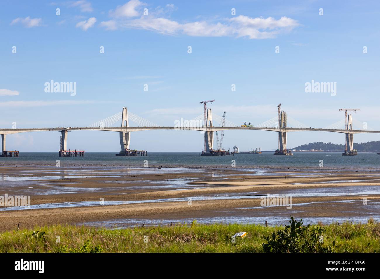 Kinmen Bridge under construction in Taiwan Stock Photo - Alamy