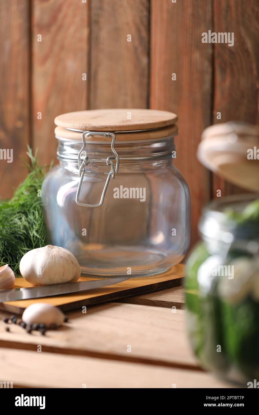 Empty jar and knife hi-res stock photography and images - Alamy