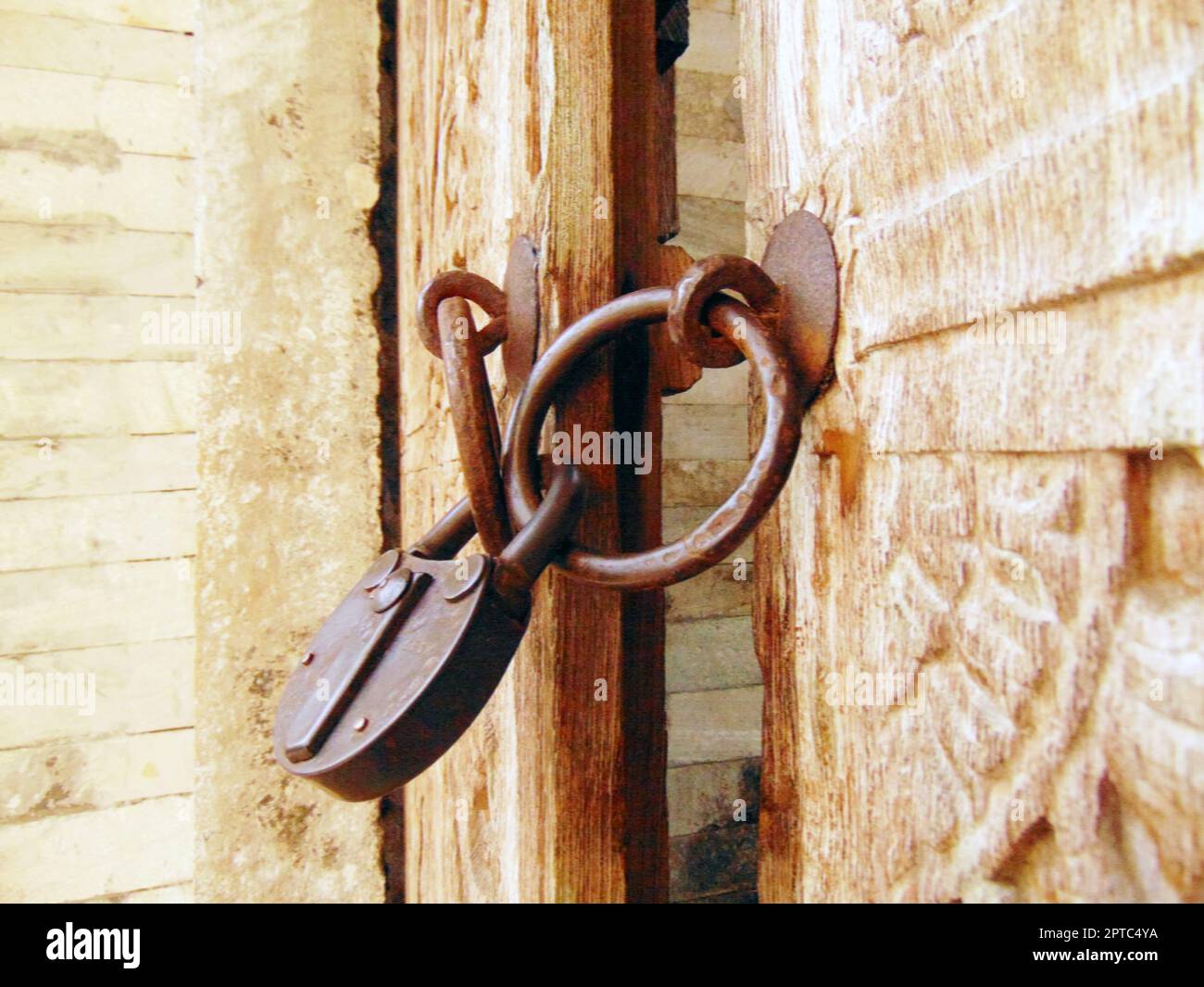 Old key vintage lock wood door in rustic wood door Stock Photo - Alamy