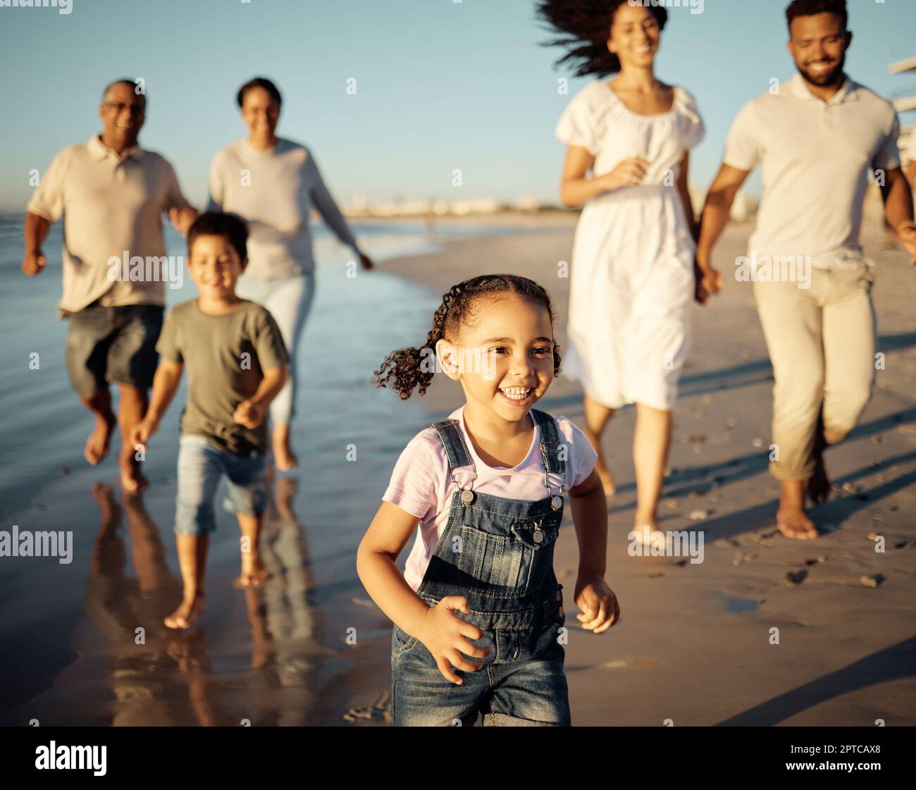 Generations and family sea hi-res stock photography and images - Alamy Generations and family sea hi-res stock photography and images - Alamy